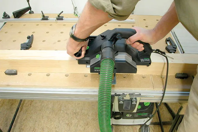 Guide to Rebate Wood with the Electronic Planer - Festool