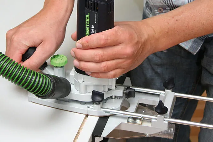 Guide to Routing Grooves Using the Module Edge Router