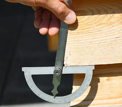 Manufacturing a weatherboard » Instructions with the portable circular saw