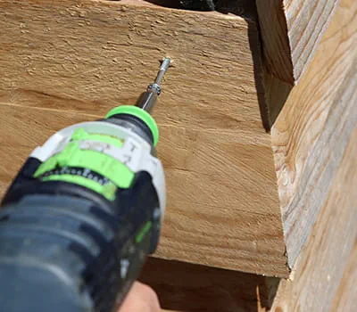 Manufacturing a weatherboard » Instructions with the portable circular saw