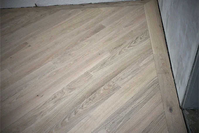 Guide to producing edge moulding » Stylish parquet finish